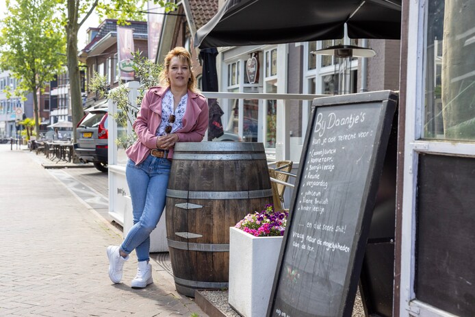 Hengelo heeft het helemaal gehad met ‘blokkeeracties’ door café in ...