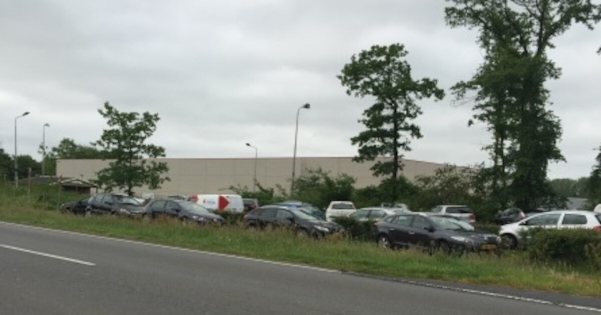 NEW: ‘Carpoolplek Enter is een rommeltje’ | Wierden | tubantia.nl