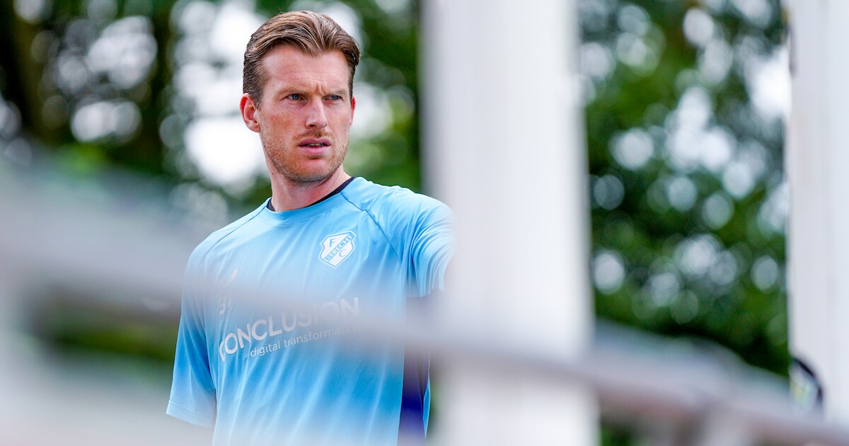 FC Utrecht-doelman Michael Brouwer beleefde ‘roerige’ exit bij Heracles: ‘Beslissing verraste ...
