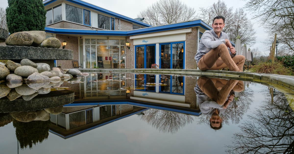 Sloop van Berkel Palace nadert, maar niet zonder een monumentaal ...