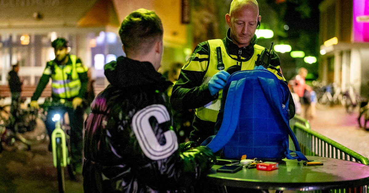 Eens of oneens: preventief fouilleren werkt alleen als het elke week ...
