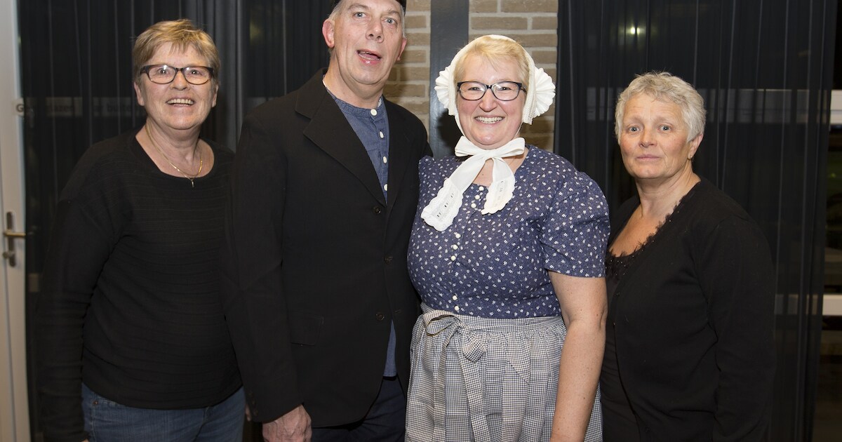 Boerendansers Holten hebben lol als het fout gaat | Rijssen-Holten ...