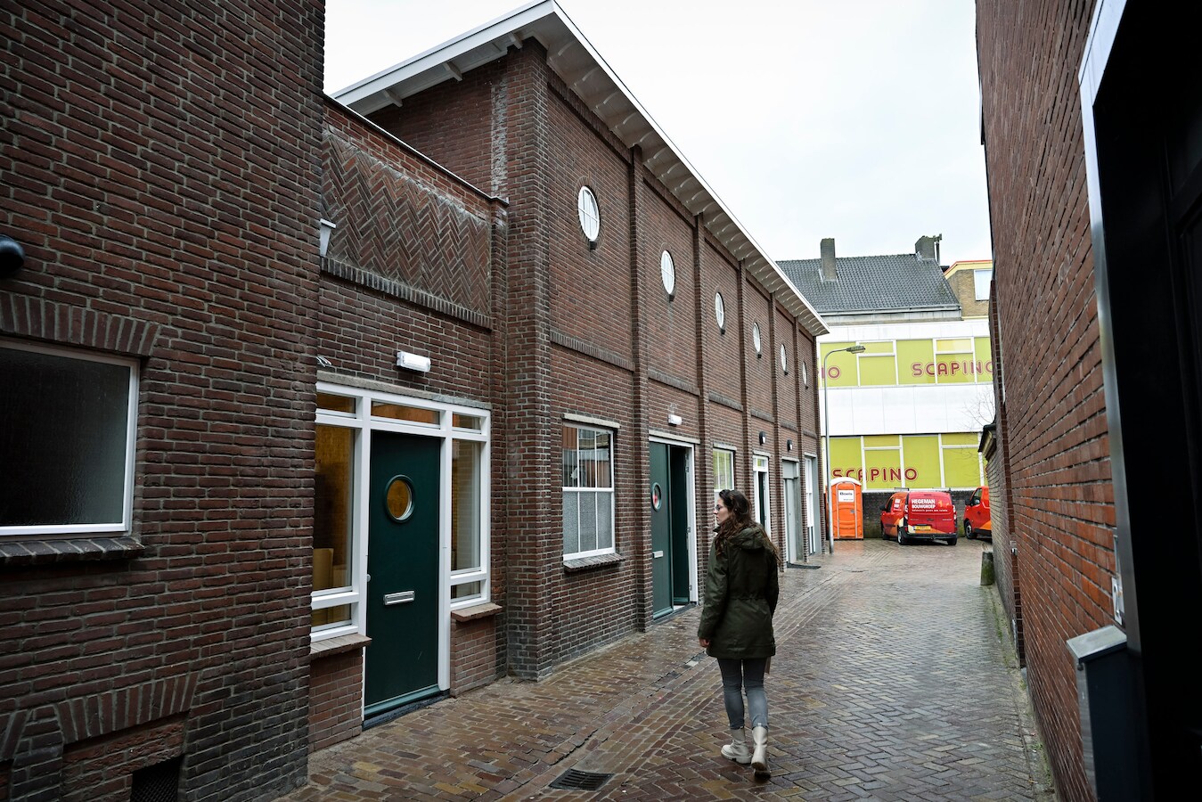 De druiventros is terug in gevel van bijzonder pand in Hengelo; wonen ...