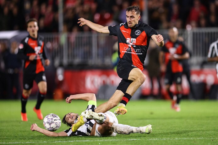 Nederlaag zit Heracles-trainer Lammers hoog: ‘Als slappe hap uit de ...