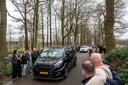 Indrukwekkende erehaag bij afscheid van doodgeschoten Peter (44) uit ...