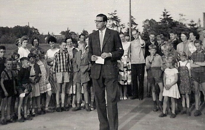 Twentse bankier Ten Cate neemt kwakkelend bedrijf over dat zijn naam ...