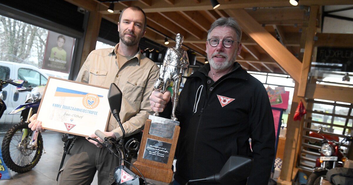 Landelijke motorsportprijs voor Hellendoorner Jan Olthof (65): ‘Een ...