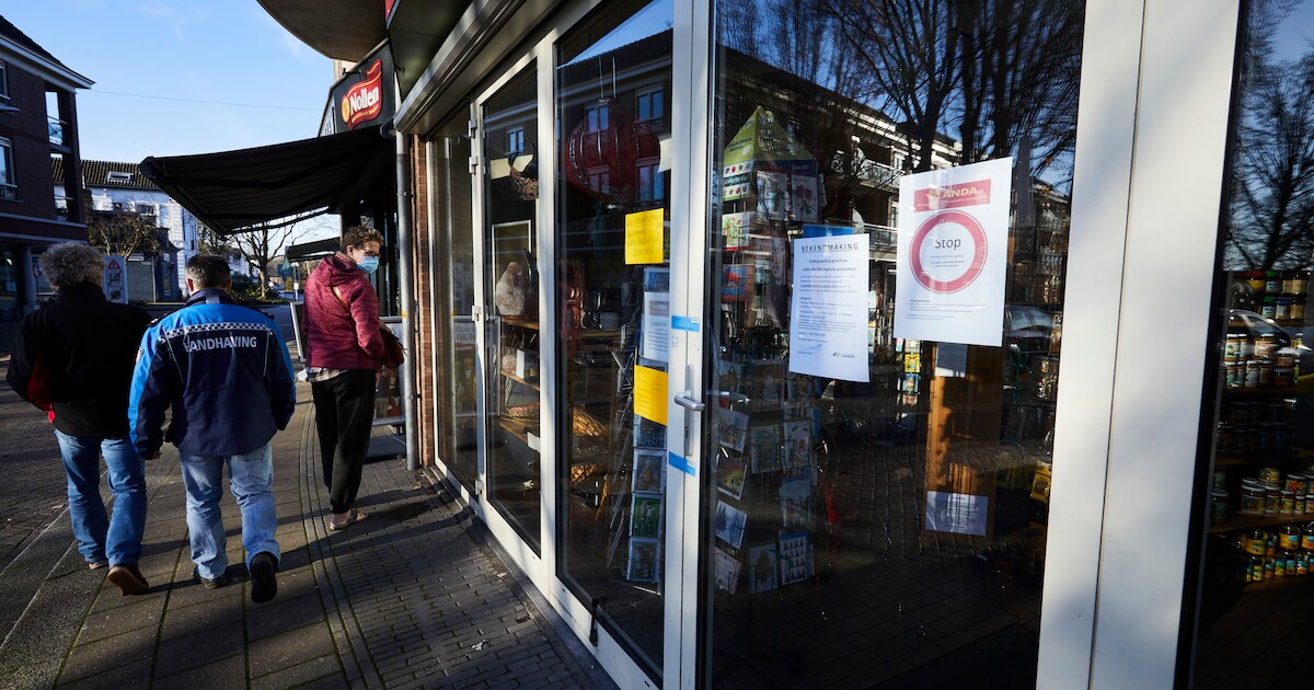 Eigenaar van gesloten Lochemse winkel dient bezwaar in: ‘Burgemeesters ...