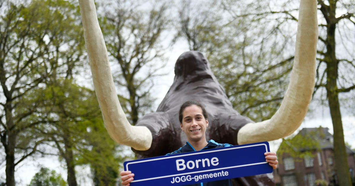 Olympiër Reshmie Oogink helpt nu Bornse jeugd met gezondere leefstijl: ‘Elke topsporter eet wel ...