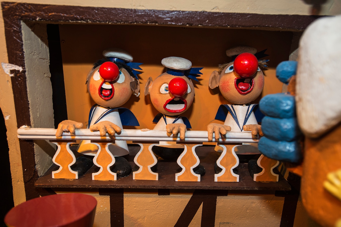 Albert en Lieke hebben een eigen Efteling in hun achtertuin | Foto ...