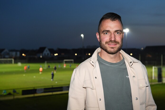 Drugs en alcohol zetten het leven van Robin (33) volledig op z'n kop ...