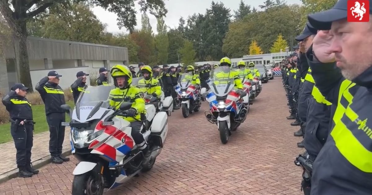 Erehaag van collega-agenten voor overleden ‘opper-cipier’ Raymond ...
