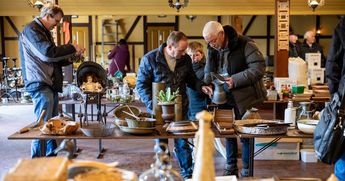 Inventaris horeca in de verkoop in Deurningen: ‘Oude meuk is leuk, wij zijn niet zo van de ...