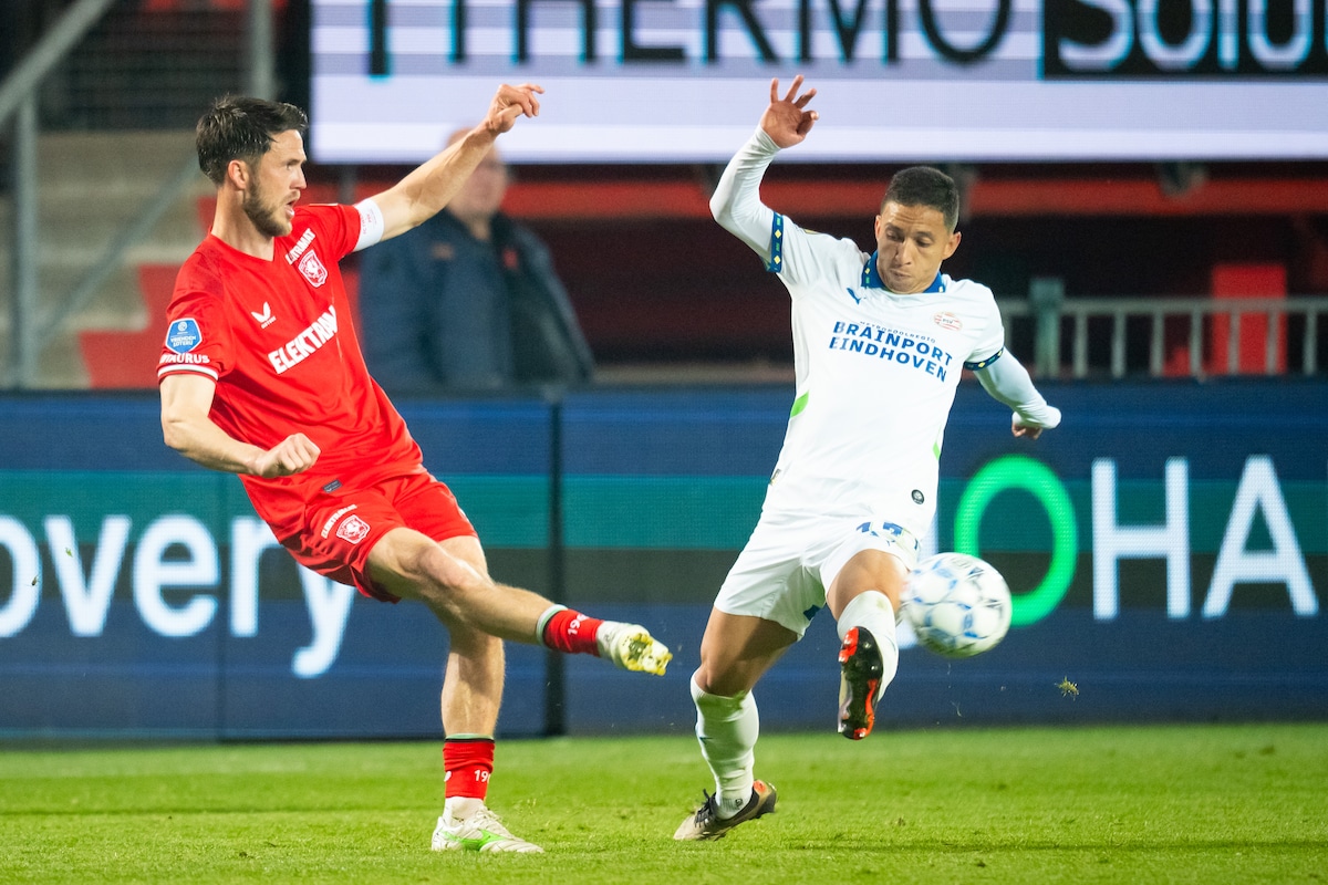 Het speelschema van FC Twente is bekend en dit valt er op | FC Twente | Tubantia.nl