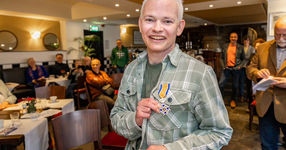 Jasper Smit uit Almelo geridderd vanwege werk voor GIST contactgroep | Almelo | Tubantia.nl