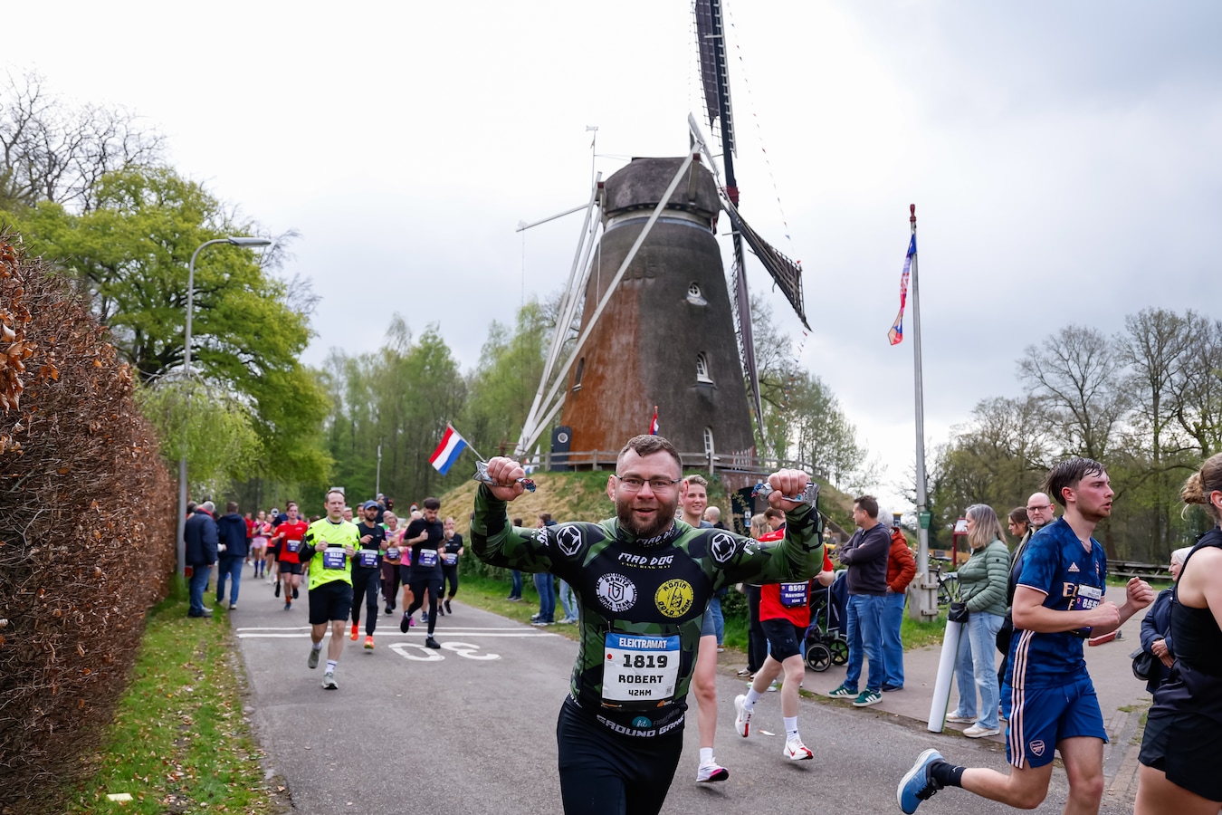 Lonneker geeft deelnemers Enschede Marathon ieder jaar weer extra ...