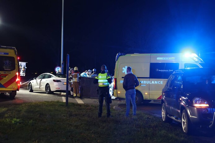 Scooterrijder ernstig gewond bij ongeval in Rijssen | Rijssen-Holten | tubantia.nl