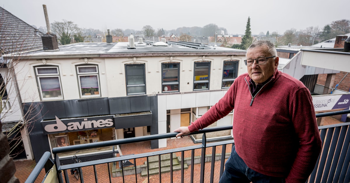 Jan Prins kijkt uit op ‘rotte kies’ in Needse Oudestraat: ‘Vot met d’n ...