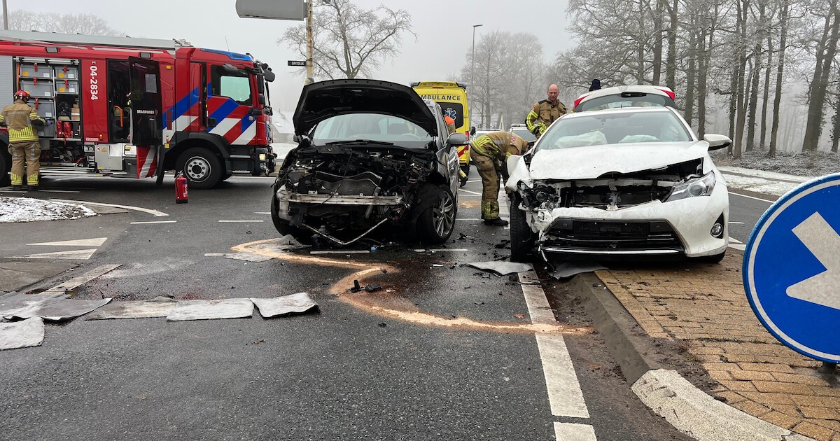 Gewonde bij fikse aanrijding op beruchte T-splitsing bij Deventer ...