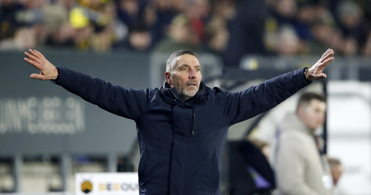 Hendrie Krüzen voor één avond Heracles-coach: ‘Laat mij maar gewoon ...