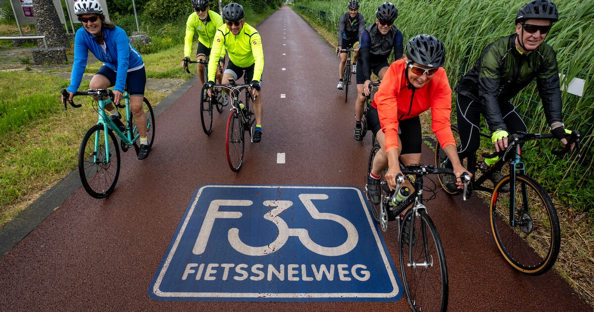 ‘De F35, de rode kloppende fietsader van Twente’ (maar nog wel met een ...