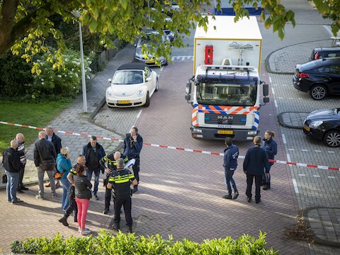Weduwe Derk Wiersum werkt op rechtbank waar moordproces plaatsvindt ...
