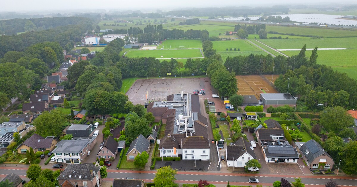 Een klein dorp, maar een enorme modezaak: dit is het geheim van de ...