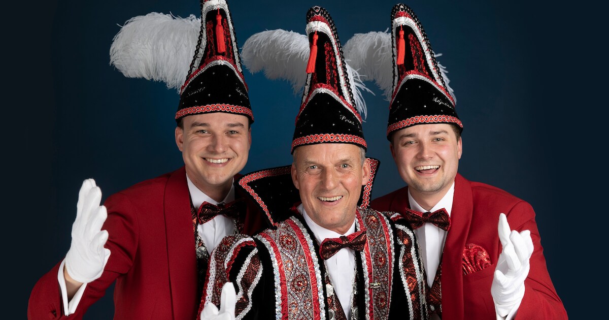 Eindelijk kan Willy Smellink (57) met zoons Marc (26) en Coen (24) uit ...