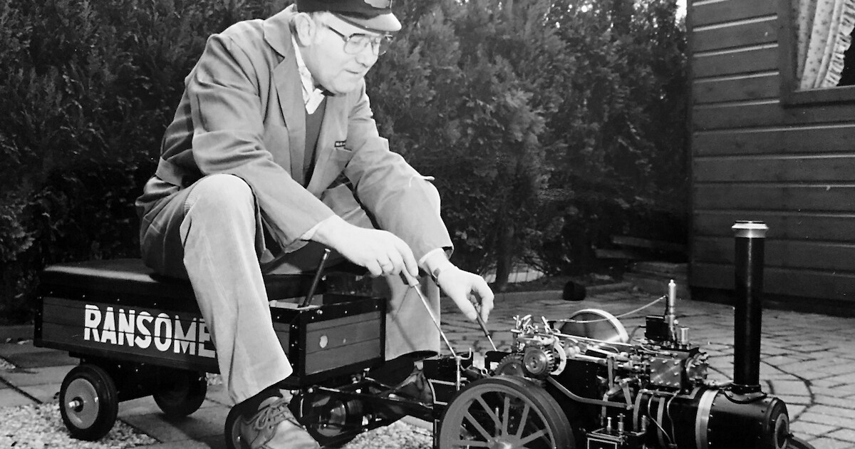 Albert Felix (1931-2019) uit Hengelo: Storkiaan, een leven op stoom ...