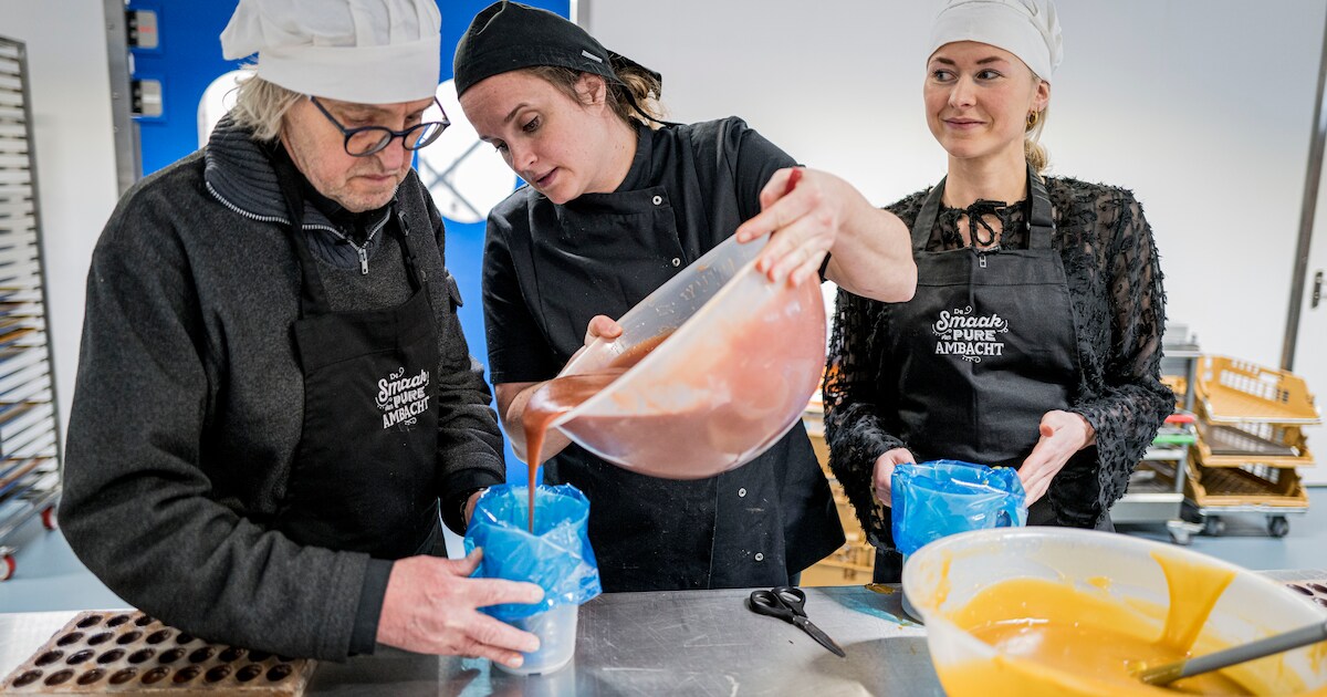 Op deze plek maakt bakkerij Nollen duizenden paaseitjes: 'Chocolade ...