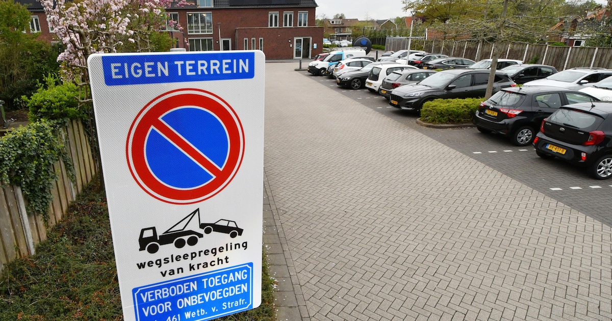 Opeens staat er een bord met wegsleepregeling in Delden: ‘Waar moet ik ...