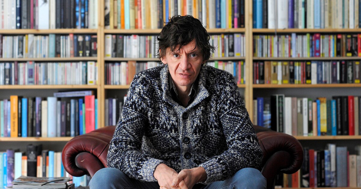 Peter Buwalda over zijn ‘studententijd’ in Enschede: ‘Diepvriesspinazie ...