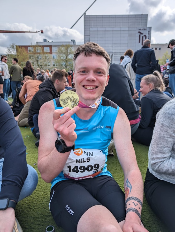 Drie weken na de diagnose overlijdt Hennie (62), abrupt gooit zoon Nils ...