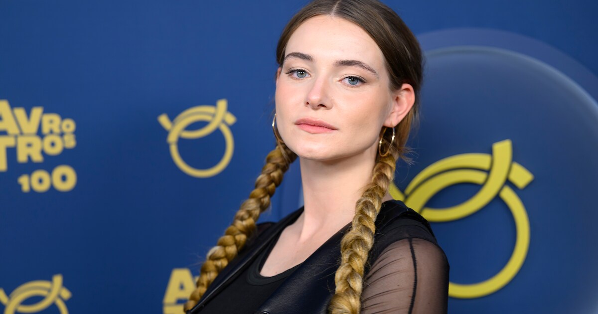 Emma heeft onderonsje met banaan en Eloise après-skiet erop los | Show | tubantia.nl