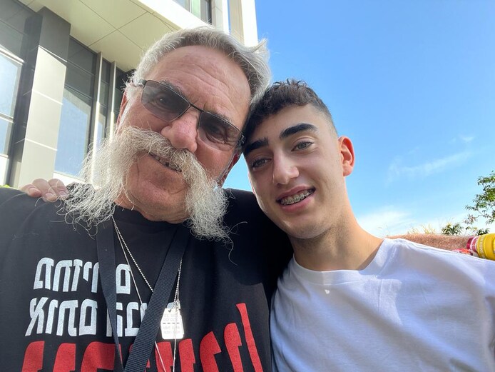 Opa Jucha Engel blijft zich inzetten voor gijzelaars in Gaza: ‘Wordt ...