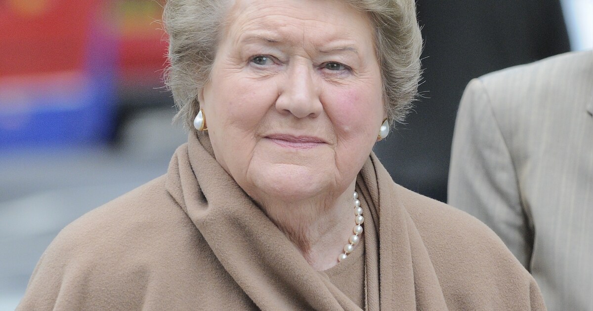 Actrice Patricia Routledge, ‘Hyacinth Bucket’ uit Schone Schijn, op 96 ...