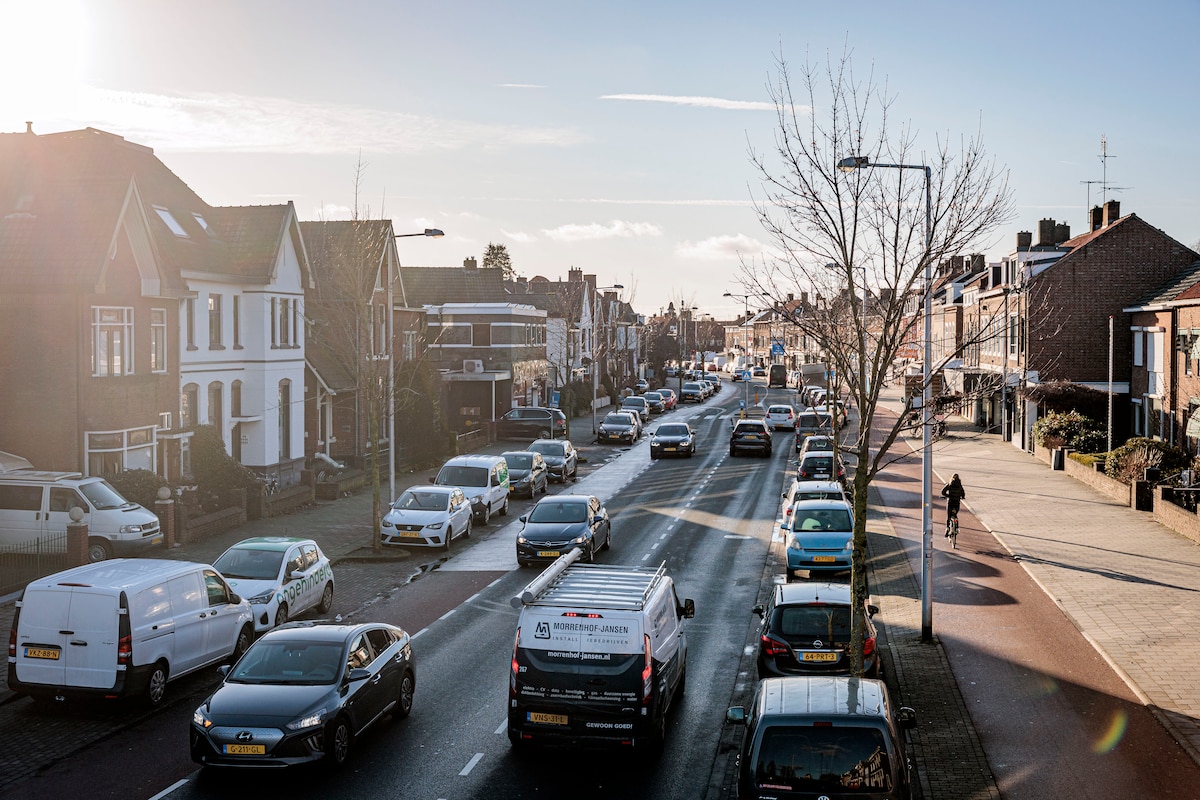 Wonen aan drukke weg: helft woningen wacht nog altijd op onderzoek naar ...