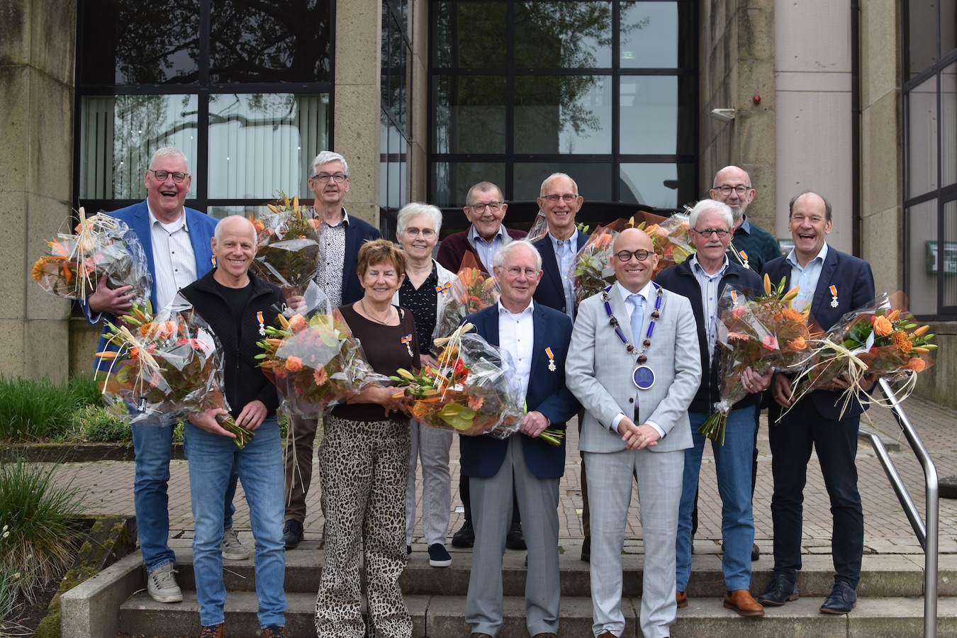 Elf bijzondere vrijwilligers onderscheiden in Tubbergen: ‘U zorgt voor ...