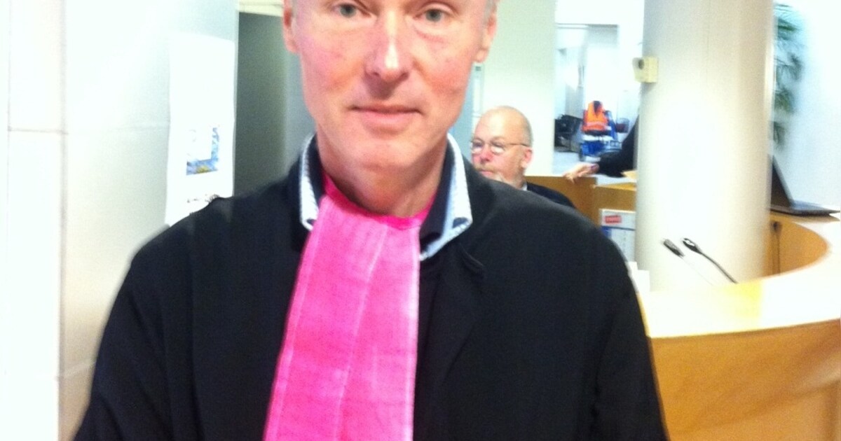 Advocaat zondigt met roze bef | Overig | tubantia.nl