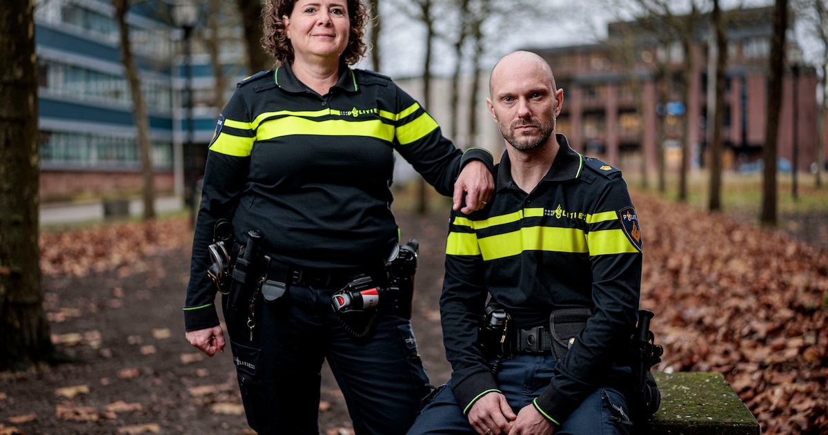 Twentse agenten rouwen om uitzonderlijk veel overleden collega's: ‘In ...