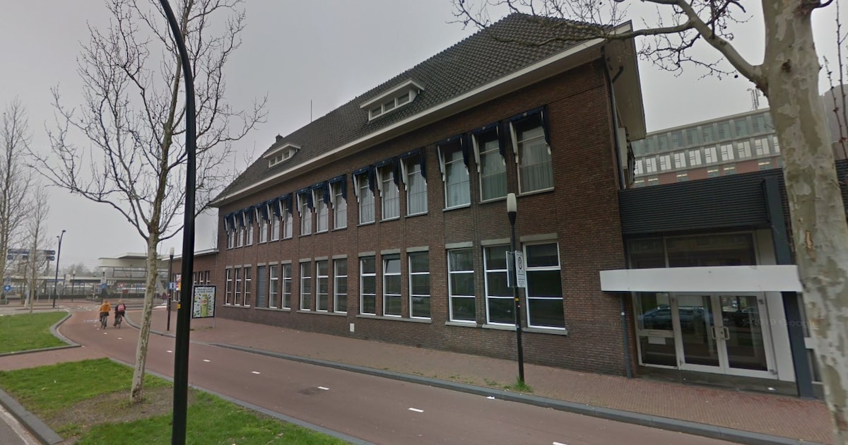 Strijd voor gevelbehoud oude kantoorpand Ten Cate in hart Almelo nu ...