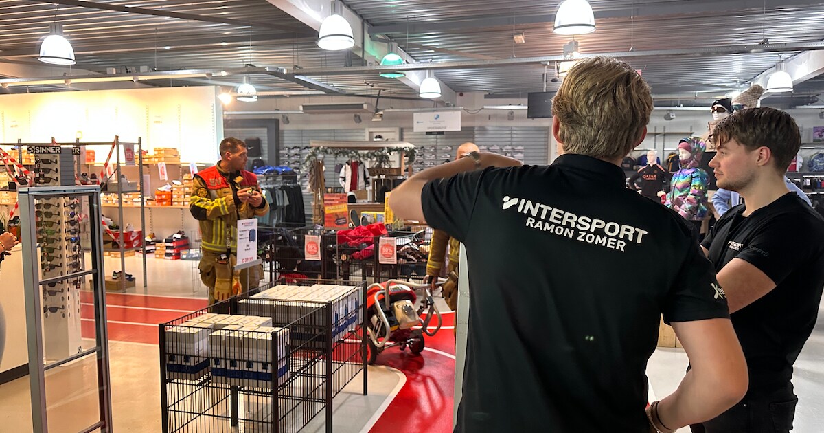 Brand in sportwinkel van Ramon Zomer in Nijverdal | Hellendoorn ...