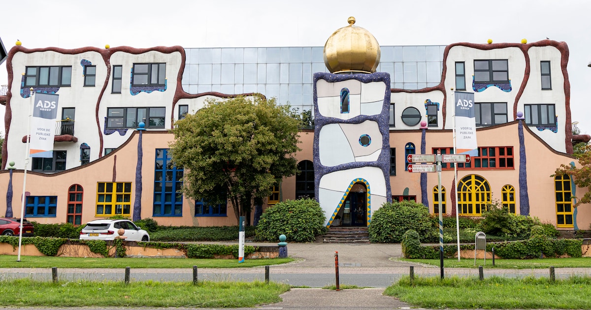 Een van de opvallendste gebouwen van Twente dreigt te verdwijnen | Hof van Twente | Tubantia.nl