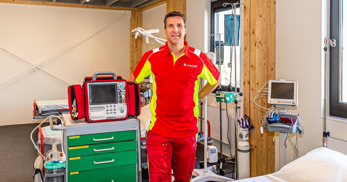 Als F1-coureur Ricciardo naar zijn pols grijpt, neemt Enschedese arts ...