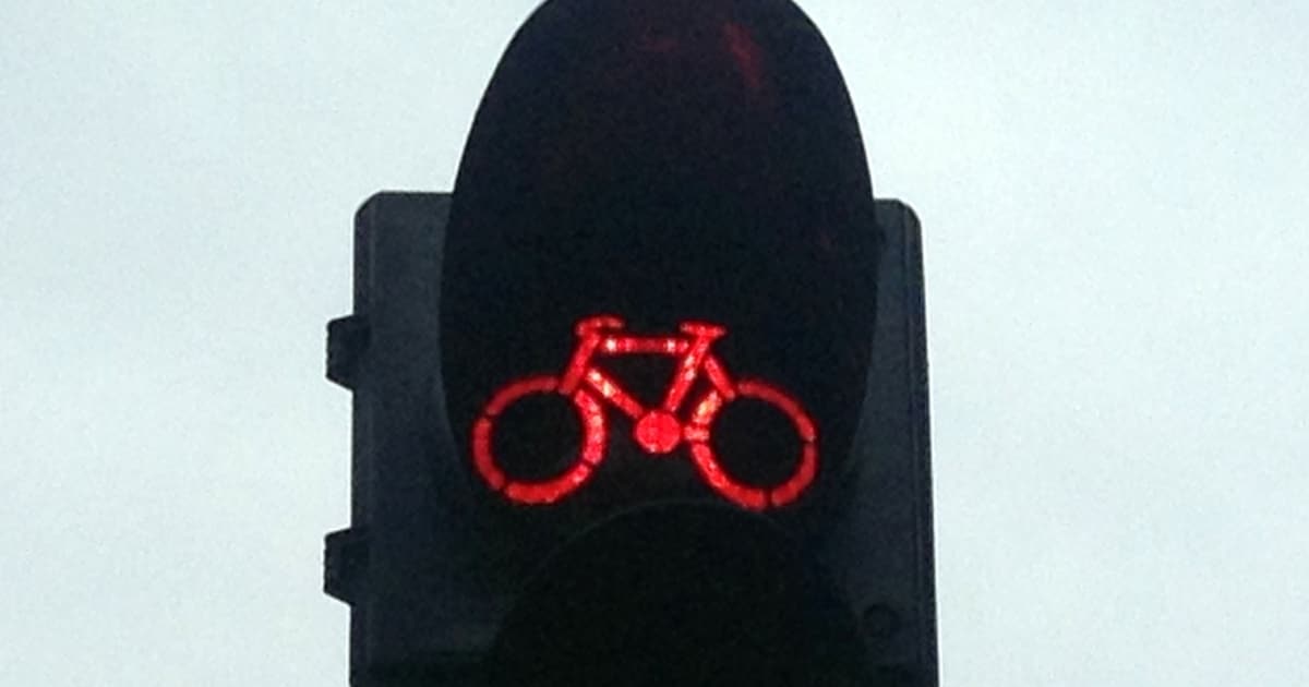 15-jarig meisje aangerand door tiener in fietstunneltje in Enschede ...