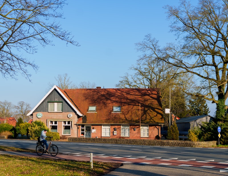 Restaurant Zevenster in Oele stopt: eigenaar wil het ‘rustiger aan doen ...