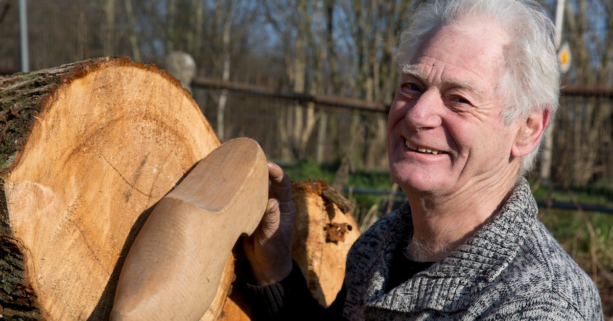 Overleden klompenmaker Bertus (85) uit Borne kon in Hongkong niet normaal over straat | Borne ...