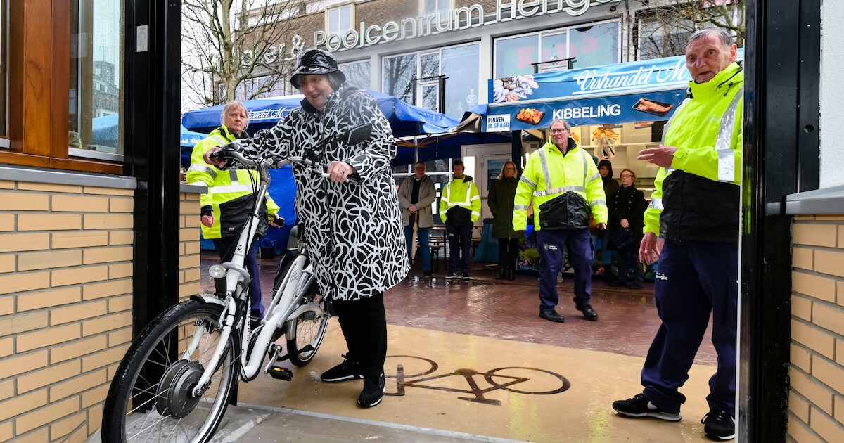Gloednieuwe fietskelder in Hengelo heeft steile hellingbaan: ‘Hier durf ...