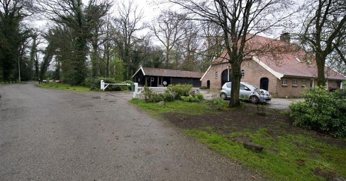 Vreemden op erf van Johan Harink in Oele | Nieuws | Tubantia.nl