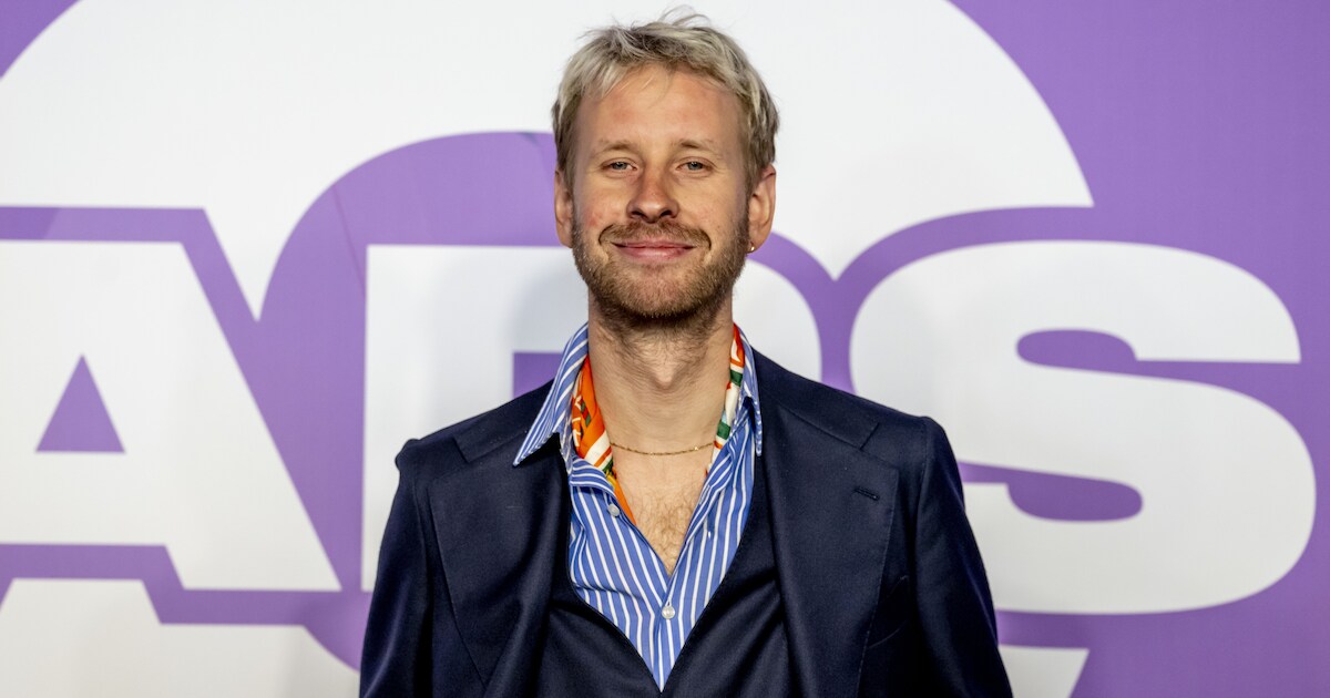 Daan Boom vervangt bij Zapp Awards Klaas van Kruistum, die show niet ...